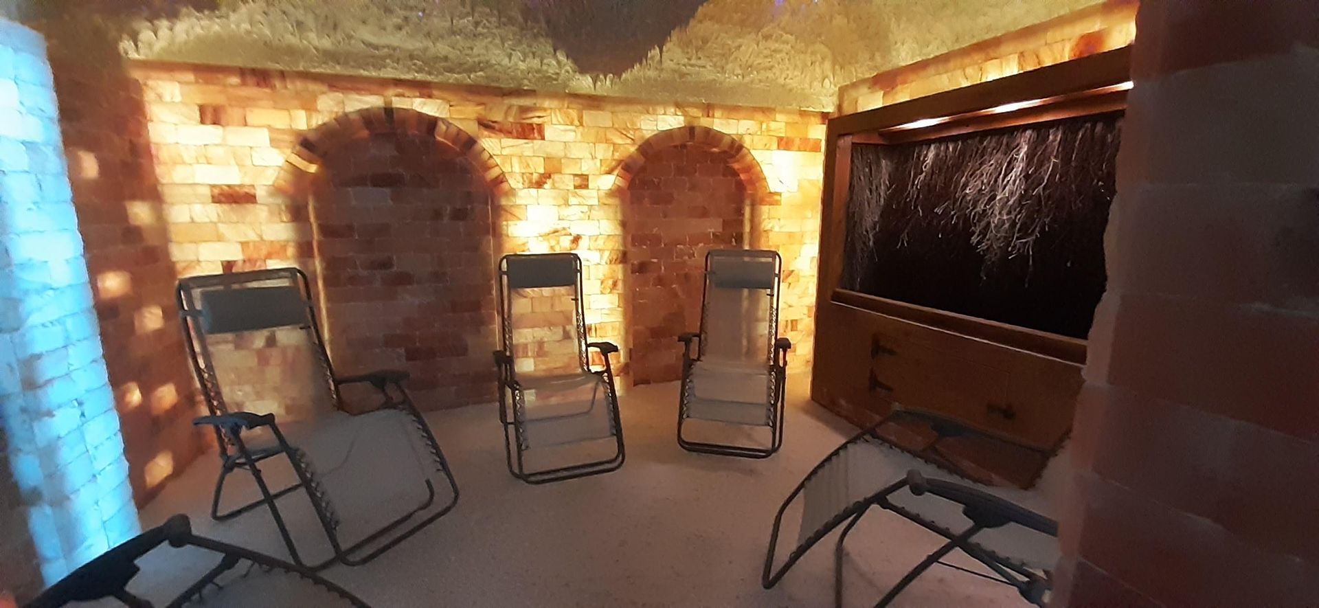 W Tarnowie powstała grota solna. W planach jest też otwarcie miejsca do ...