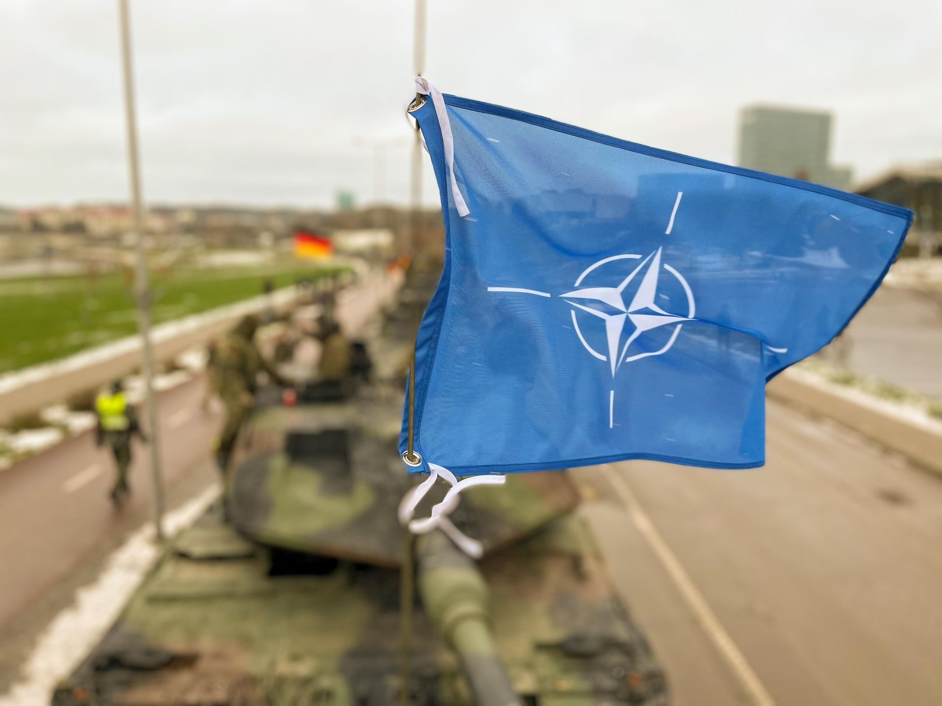Jubileusz 75 lat istnienia NATO. Artykuł 5 fundamentem i siłą Paktu ...