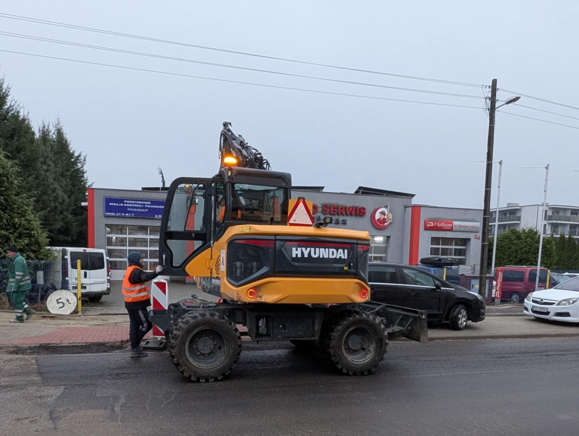 Klasztorna w remoncie - największe utrudnienia - Ostrów Wielkopolski Radio ESKA
