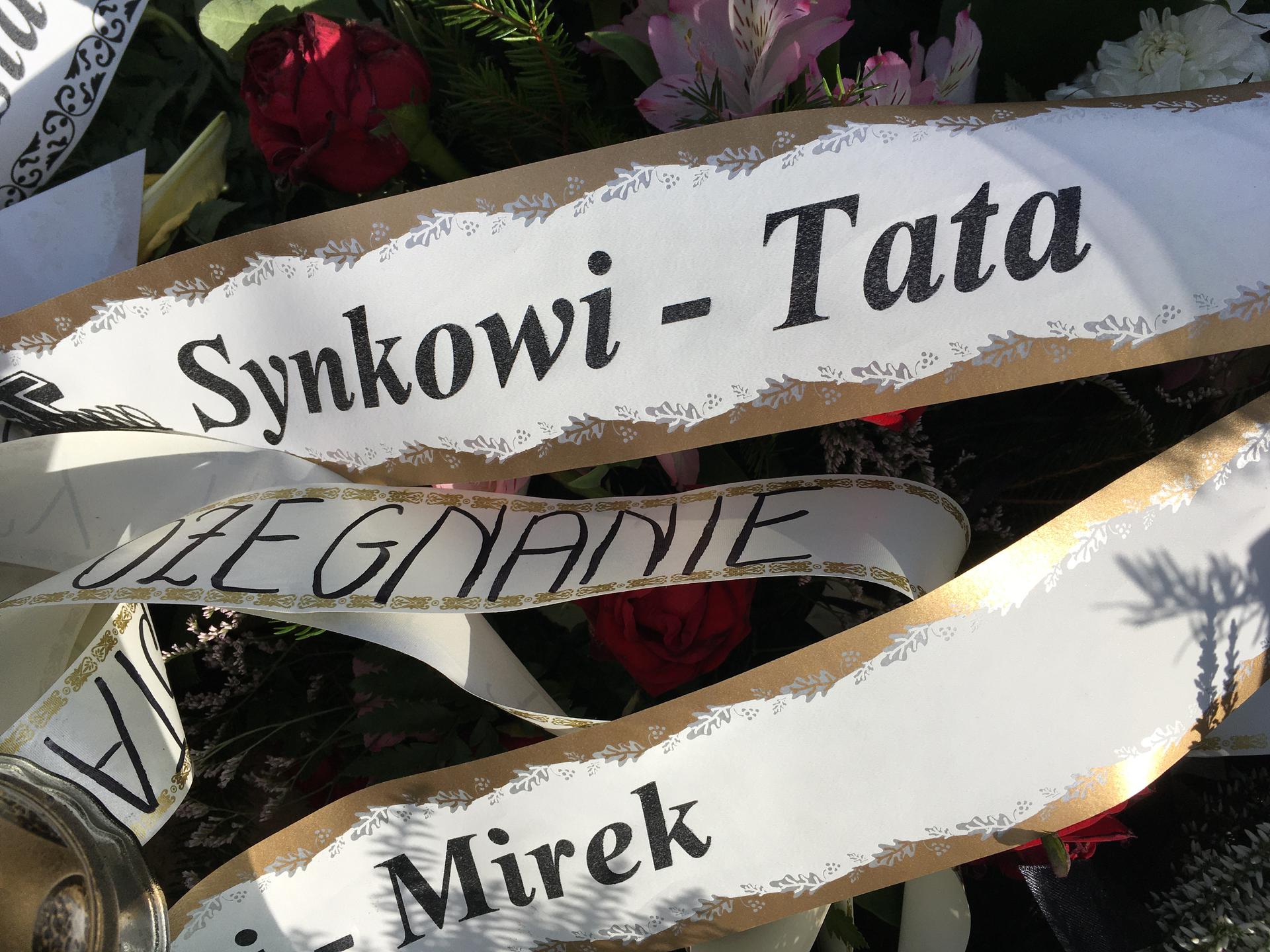 Tata ze łzami pożegnał zastrzelonego synka - Super Express