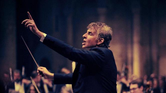 "Maestro" z Bradleyem Cooperem namiesza na Oscarach? Netflix prezentuje ...