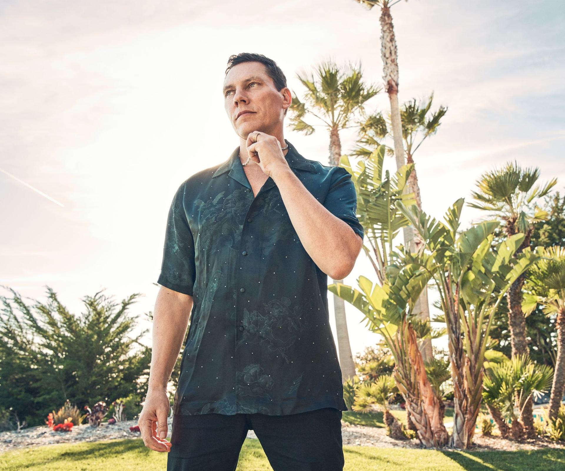 Tiesto i jego zaskakujący Drifting. To doskonała piosenka do samochodu ...