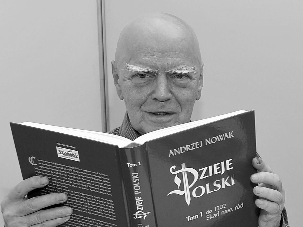 Premier żegna wielkiego Polaka. Zmarł nagle Jarosław Marek Rymkiewicz ...