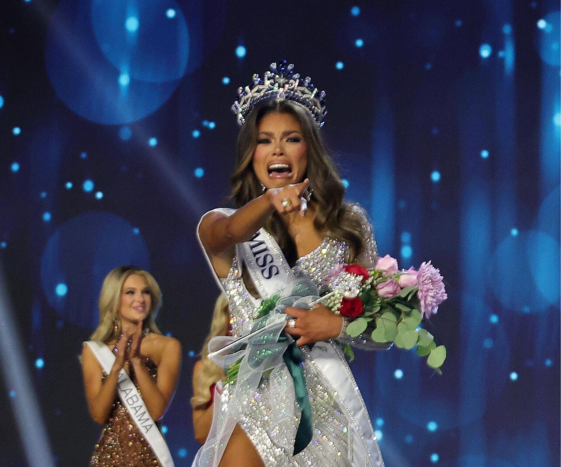 Nowa Miss USA służy w amerykańskiej armii! Tak wygląda Alma Cooper ...