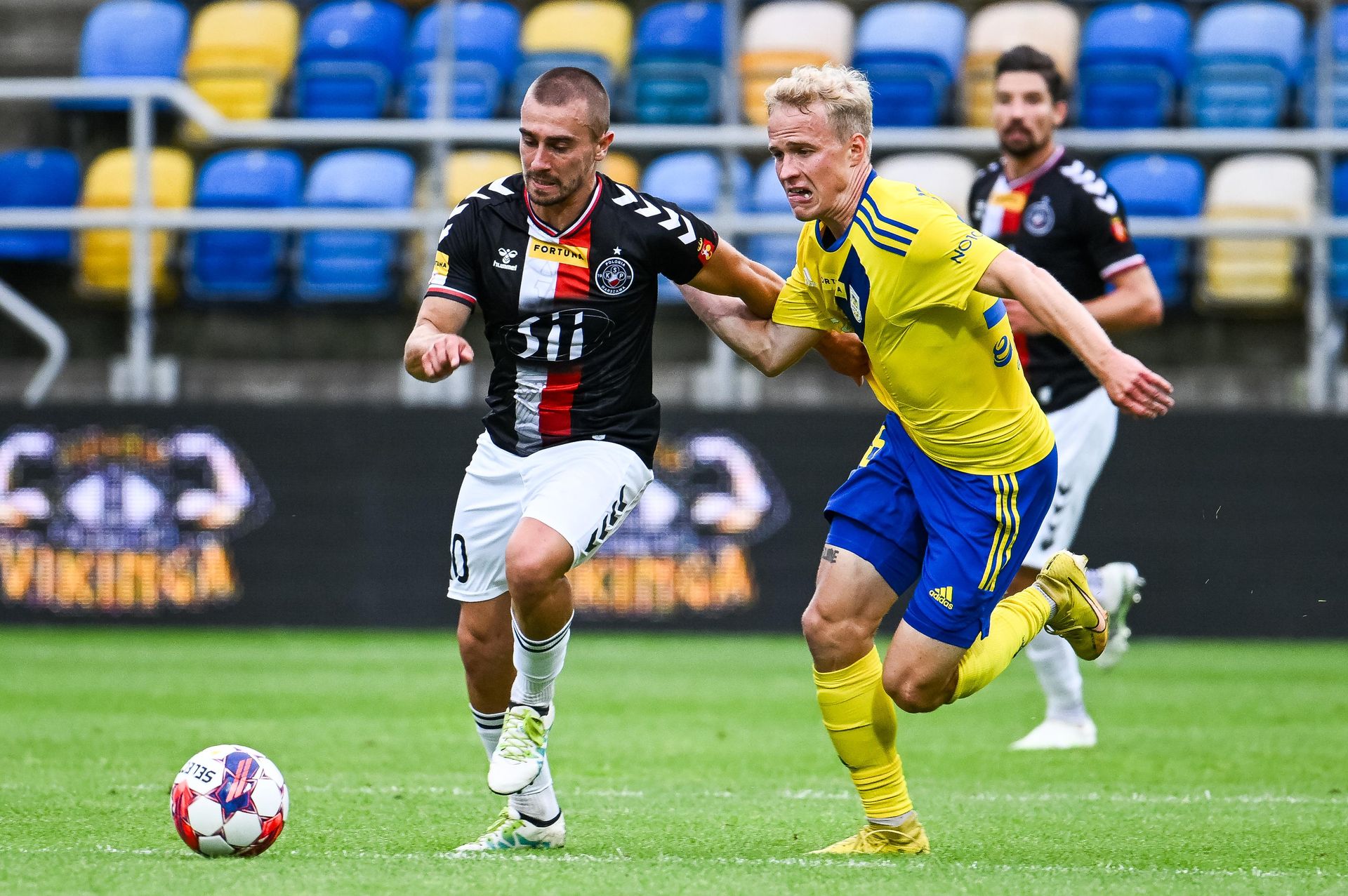 Transferowe roszady w Polonii Warszawa. Jaki plan przygotowań Czarnych ...