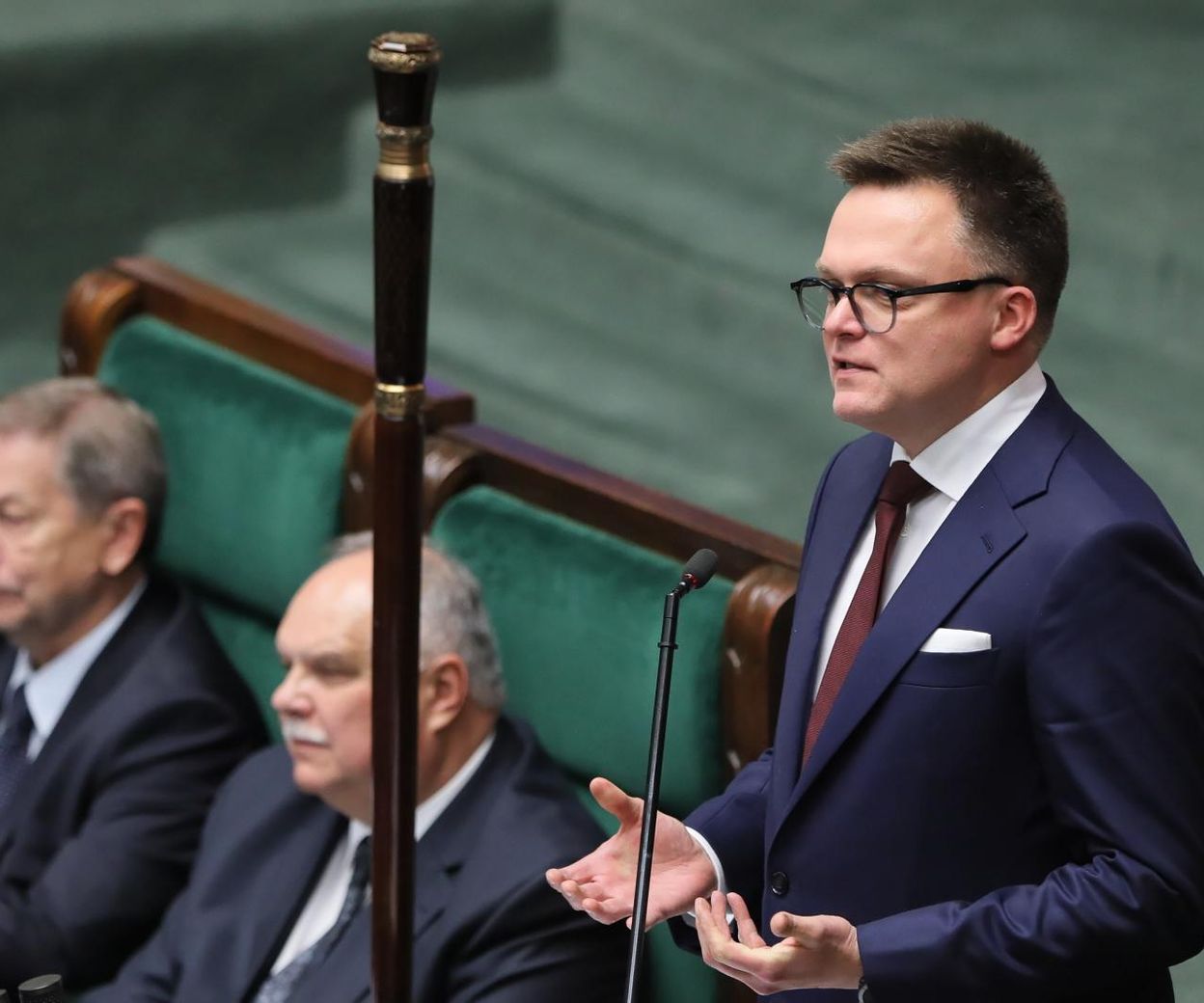 Poruszony Szymon Hołownia wyznał, co zobaczył w Głuchołazach. Wstrząsające słowa - Super Express ...