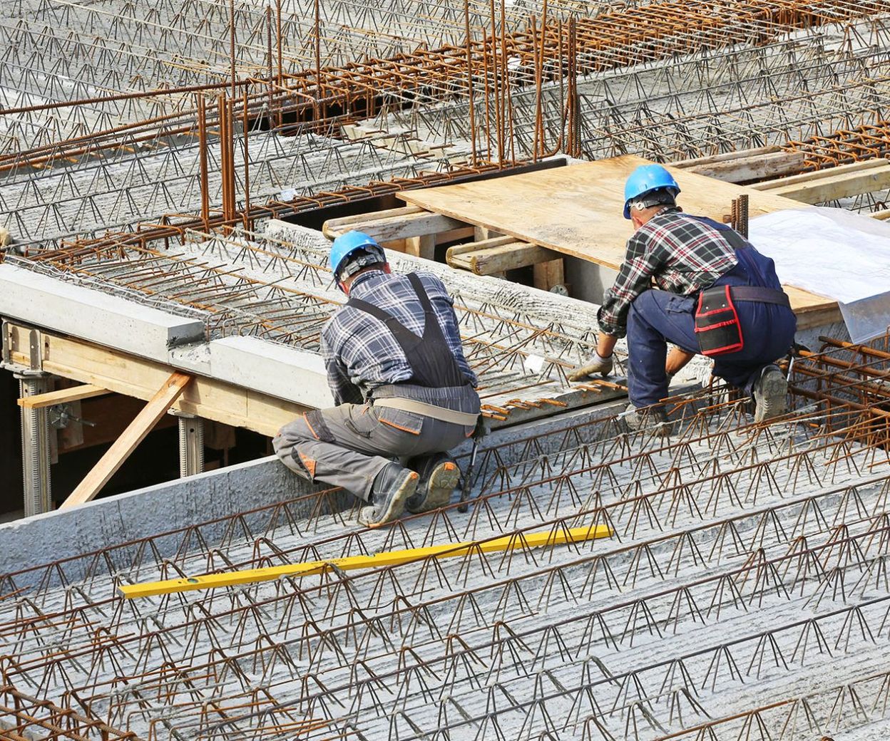 Stropy typu Filigran. Budowa, zalety i wady stropów - muratorplus.pl