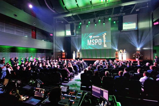 MSPO 2025 – Nagrody DEFENDER rozdane. Firma ICEYE wyróżniona nagrodą ...