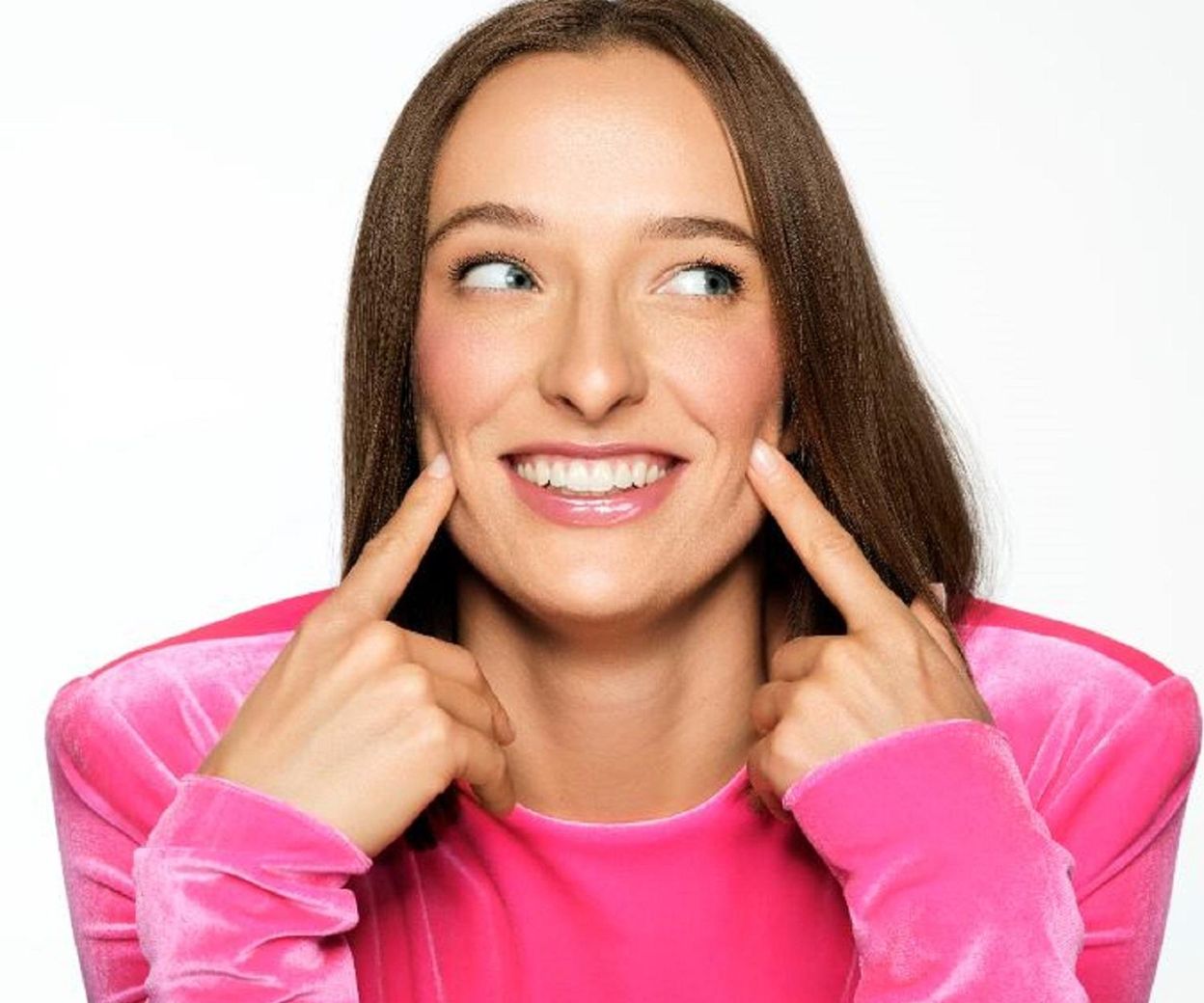 Iga Świątek x Lancôme: Kobiecość, radość i siła w nowej kampanii ...