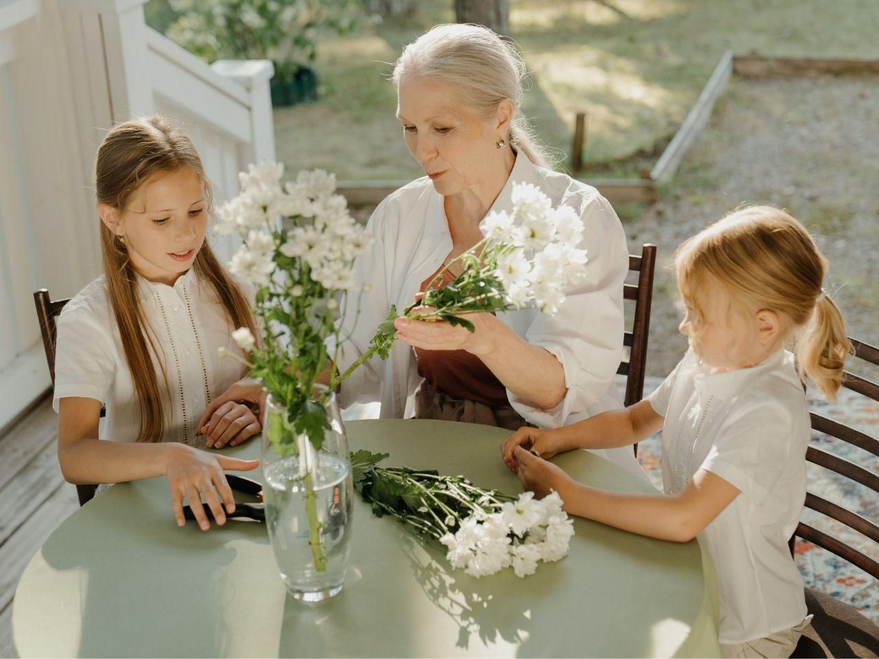 Dzień Babci i Dziadka 2025. Typowa wizyta u babci. Każdy wnuczek zna to ...
