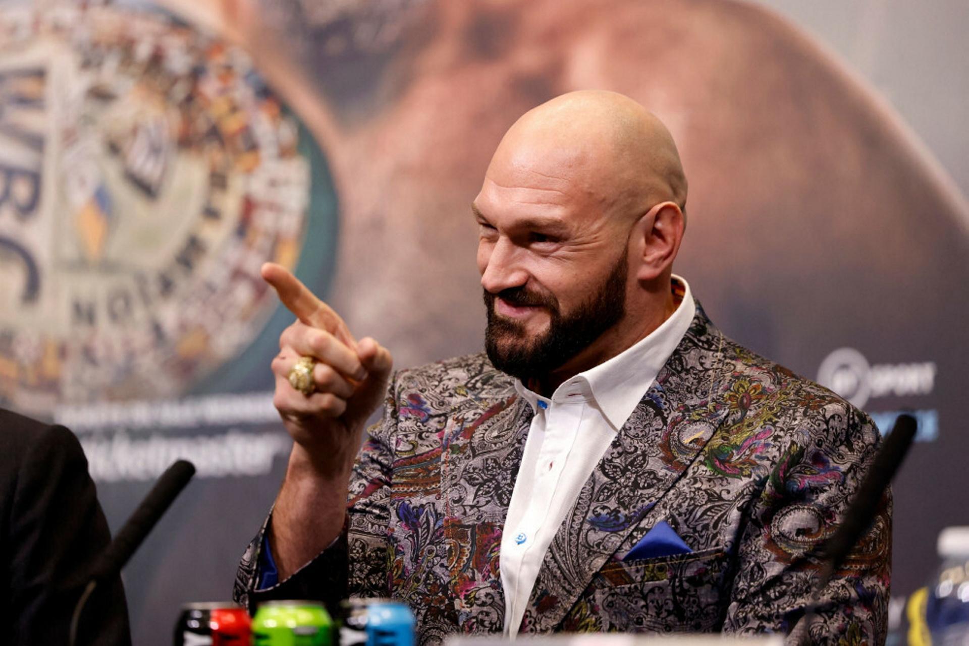 Tyson Fury lepszy od Francisa Ngannou! Eksperci w ciężkim szoku, nie ...