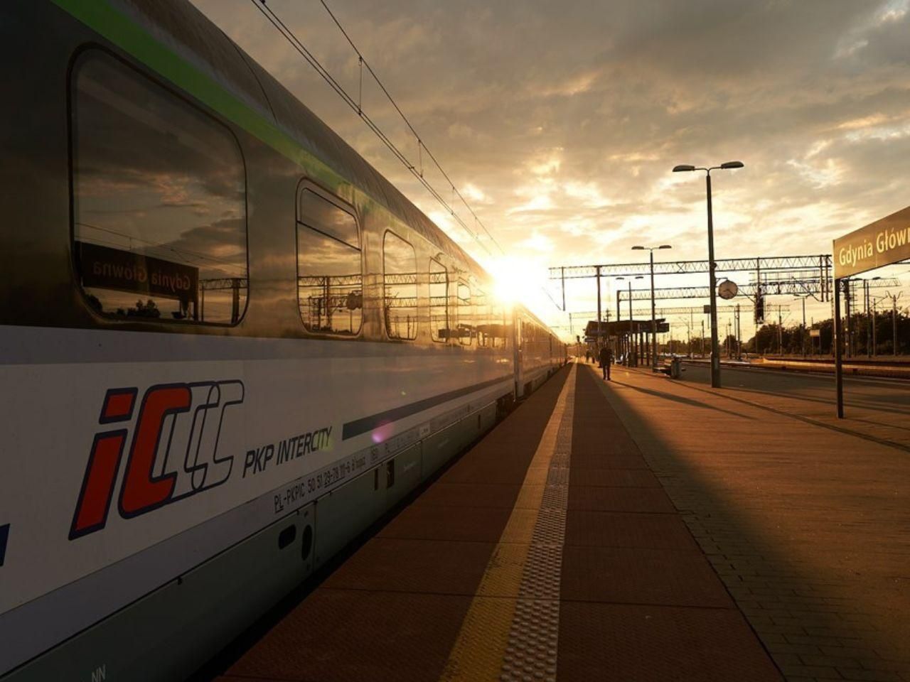 Likwidacja pociągów TLK. Padła konkretna data - Warszawa Radio ESKA