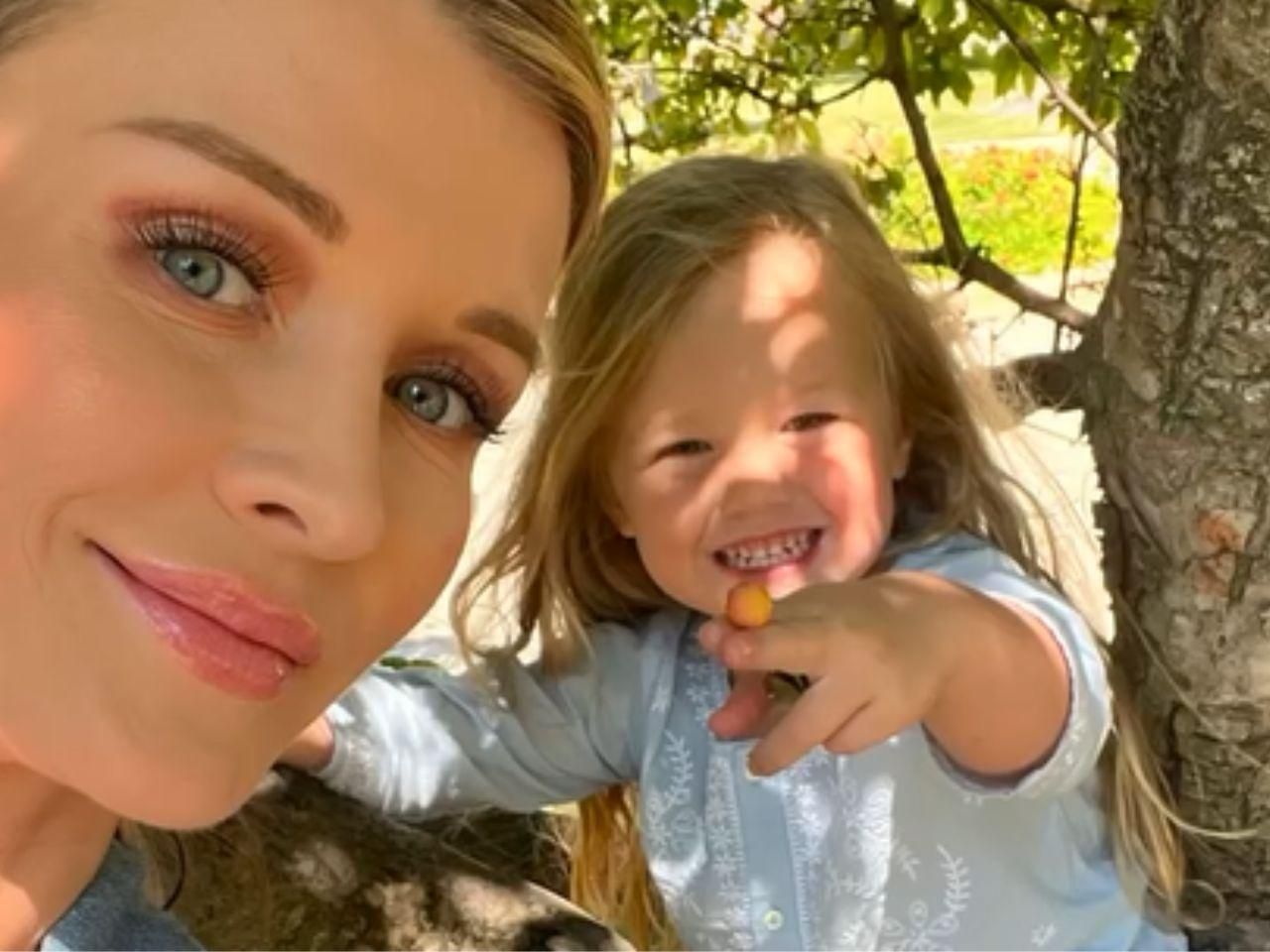 Joanna Krupa współczuje samotnym matkom. „Serce mi pęka” - Mjakmama24.pl