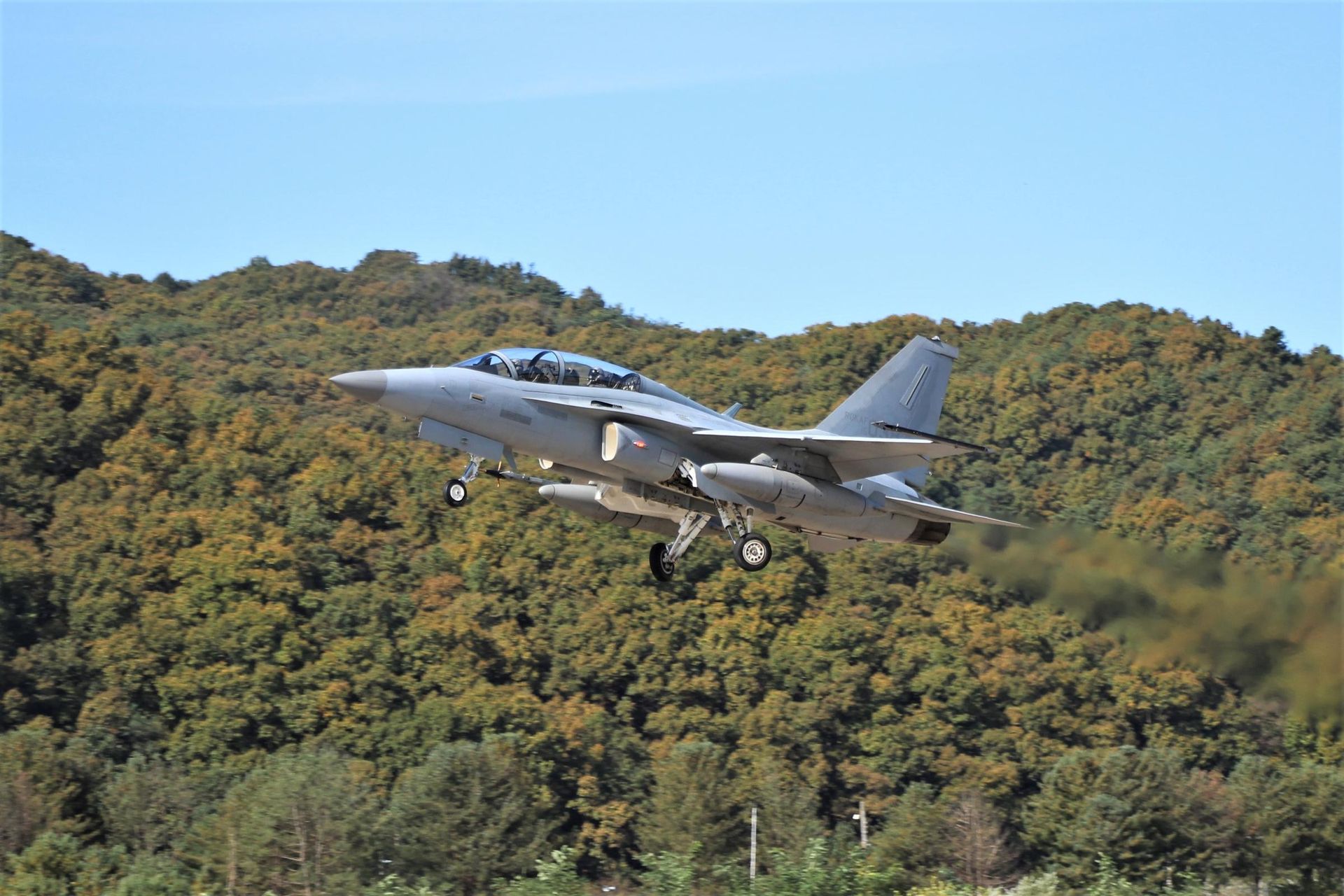 Główna baza samolotów KAI FA-50 broniących Seulu. Na pasie startowym w Wonju - Portal Obronny