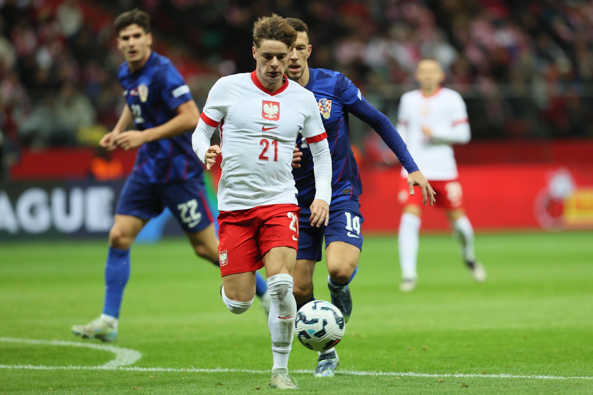 Finlandia – Polska: Przemarsz polskich kibiców ulicami Helsinek! Takie ... Finlandia – Polska: Przemarsz polskich kibiców ulicami Helsinek! Takie ...