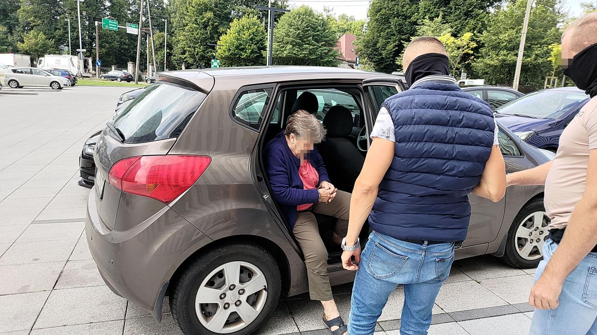 Ciotka Jacka Jaworka aresztowana! 74-latka ukrywała zabójcę w swoim ...