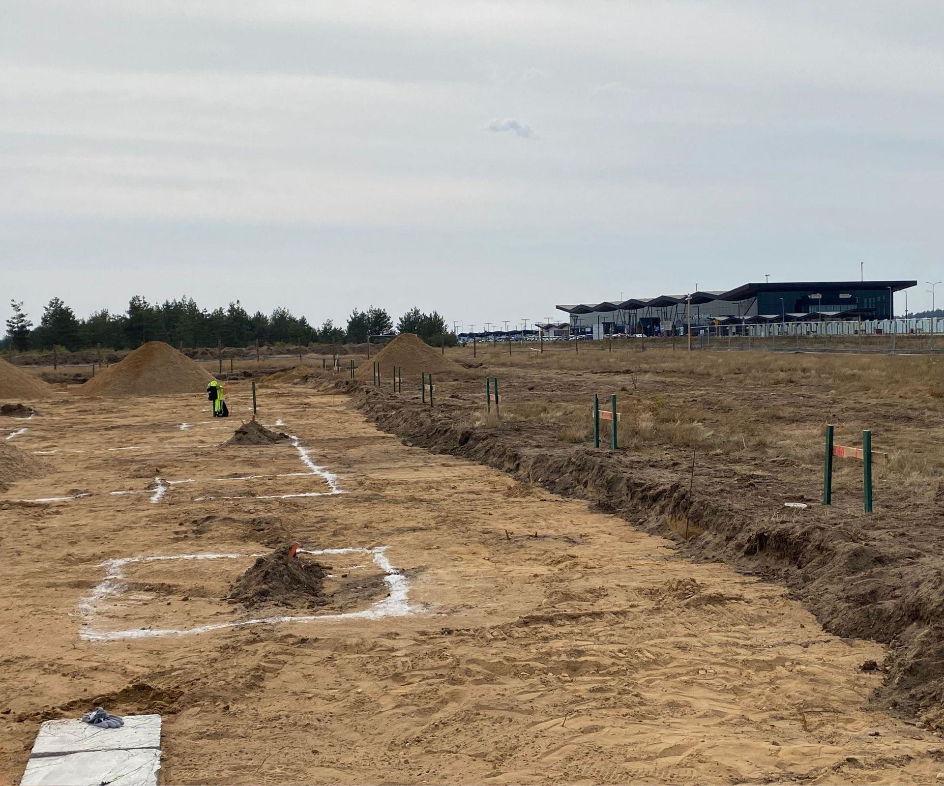 Nowa inwestycja przy porcie lotniczym Olsztyn-Mazury. Ruszyła budowa nowoczesnego centrum ...