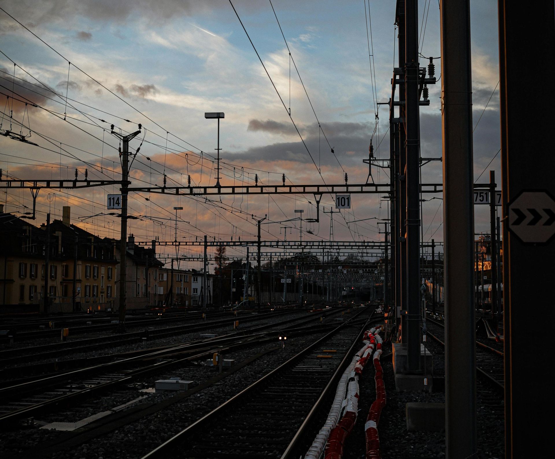 Dolnośląskie. Śmierć na torach pod Wrocławiem. Duże opóźnienia pociągów ...