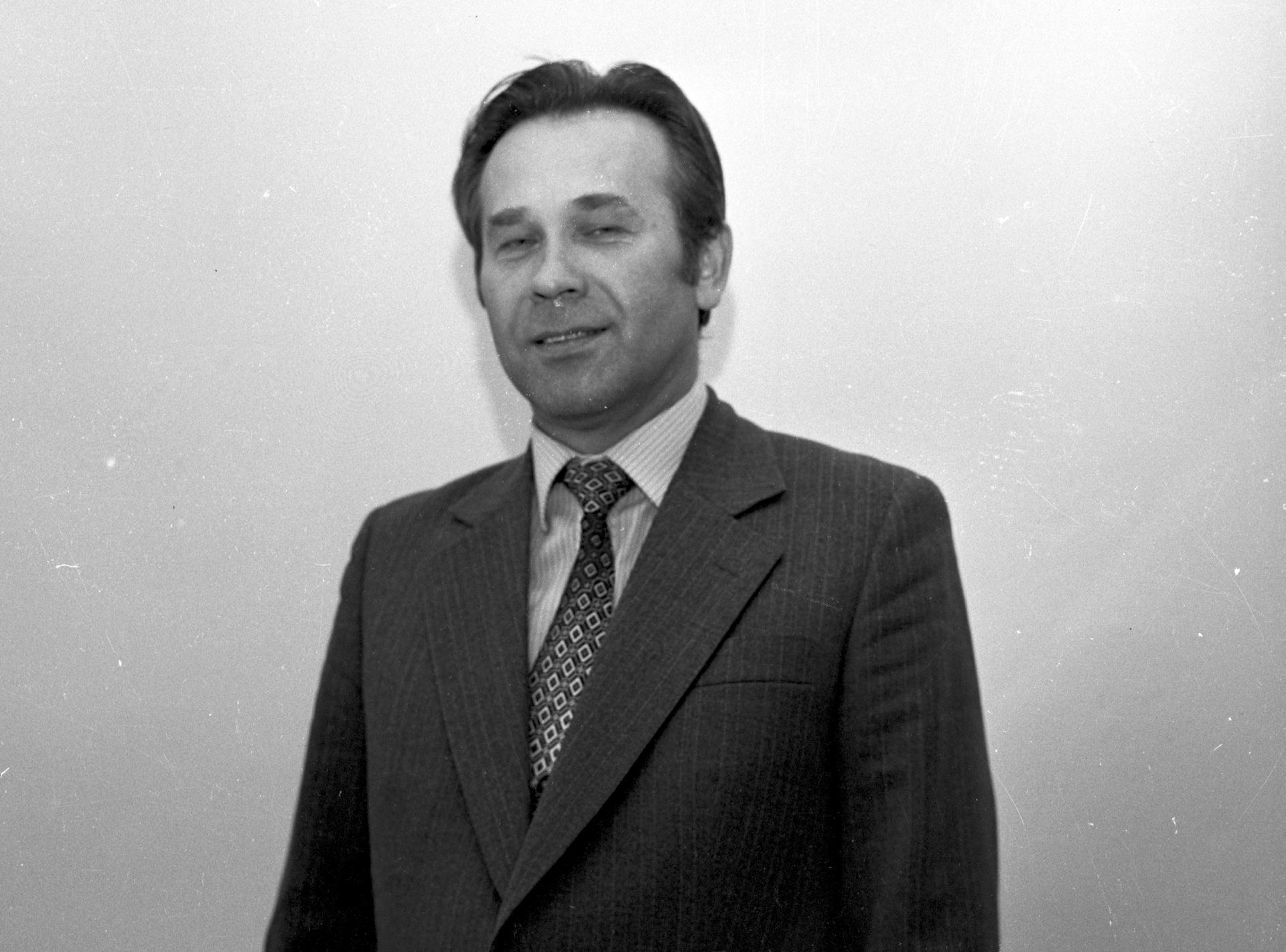 Zmarł były premier i znany ekonomista. Nie żyje Józef Kozioł - Super Biznes