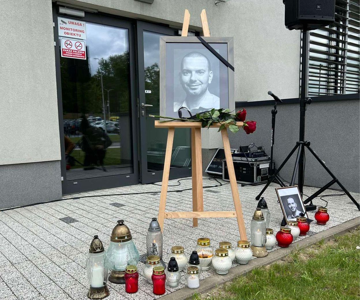 Pogrzeb Tomasza Soleckiego 7 maja 2025 będzie miał charakter państwowy. Lekarz zostanie ...