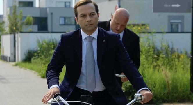 Sługa narodu. W obsadzie wielkie gwiazdy! Marcin Hycnar wypiera się, że ... Sługa narodu. W obsadzie wielkie gwiazdy! Marcin Hycnar wypiera się, że ...
