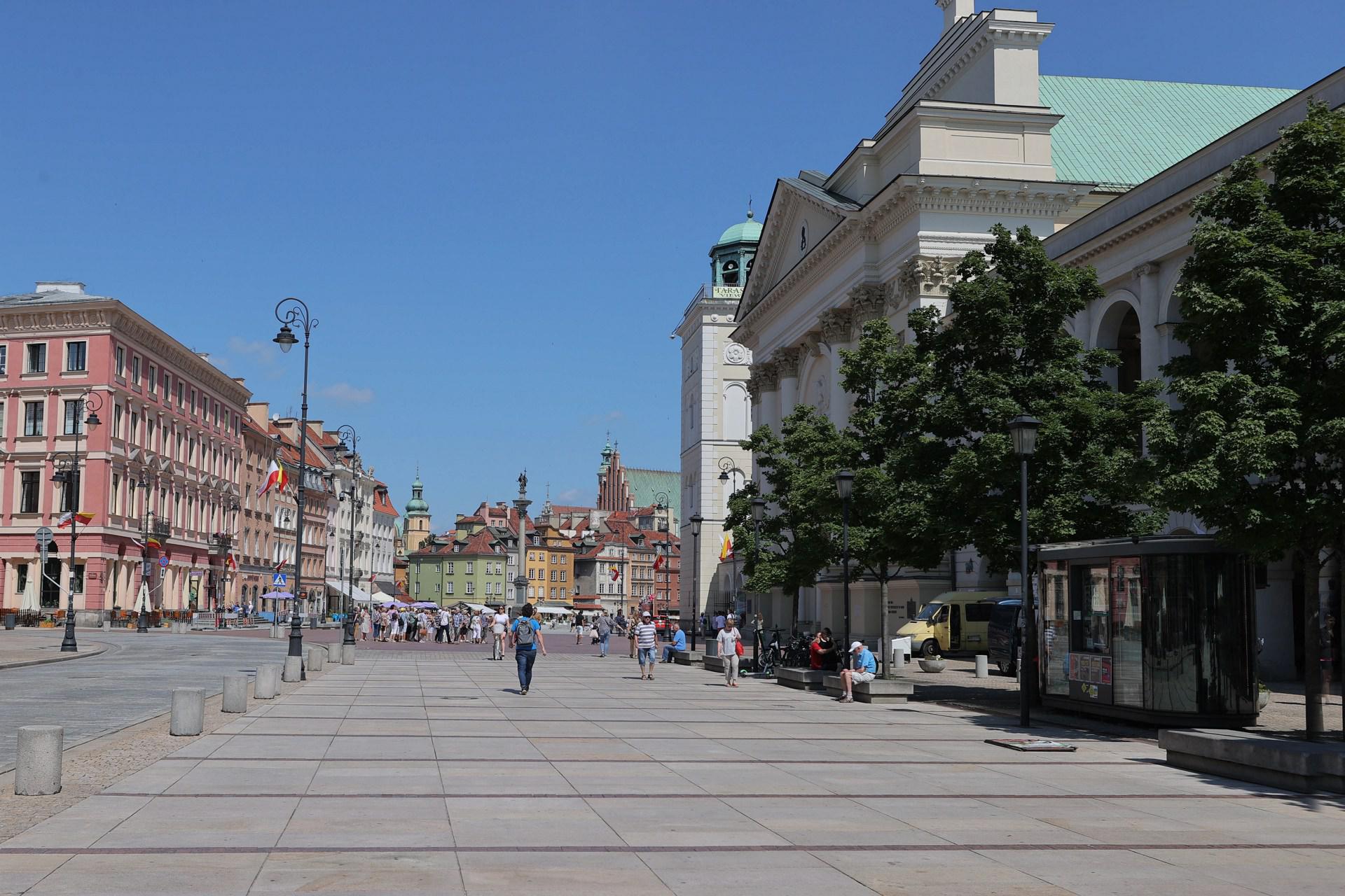 Powstanie Warszawskie. Te same miejsca w stolicy w 1944 roku i dziś ...