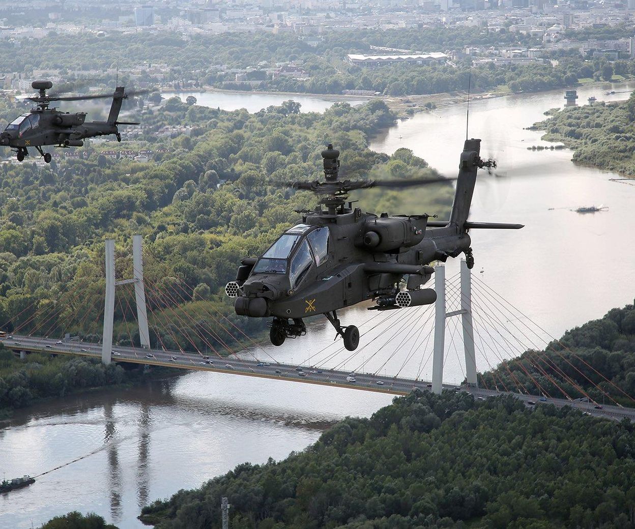 Osiem śmigłowców Apache przyleci do Polski. Ważny krok w modernizacji ...