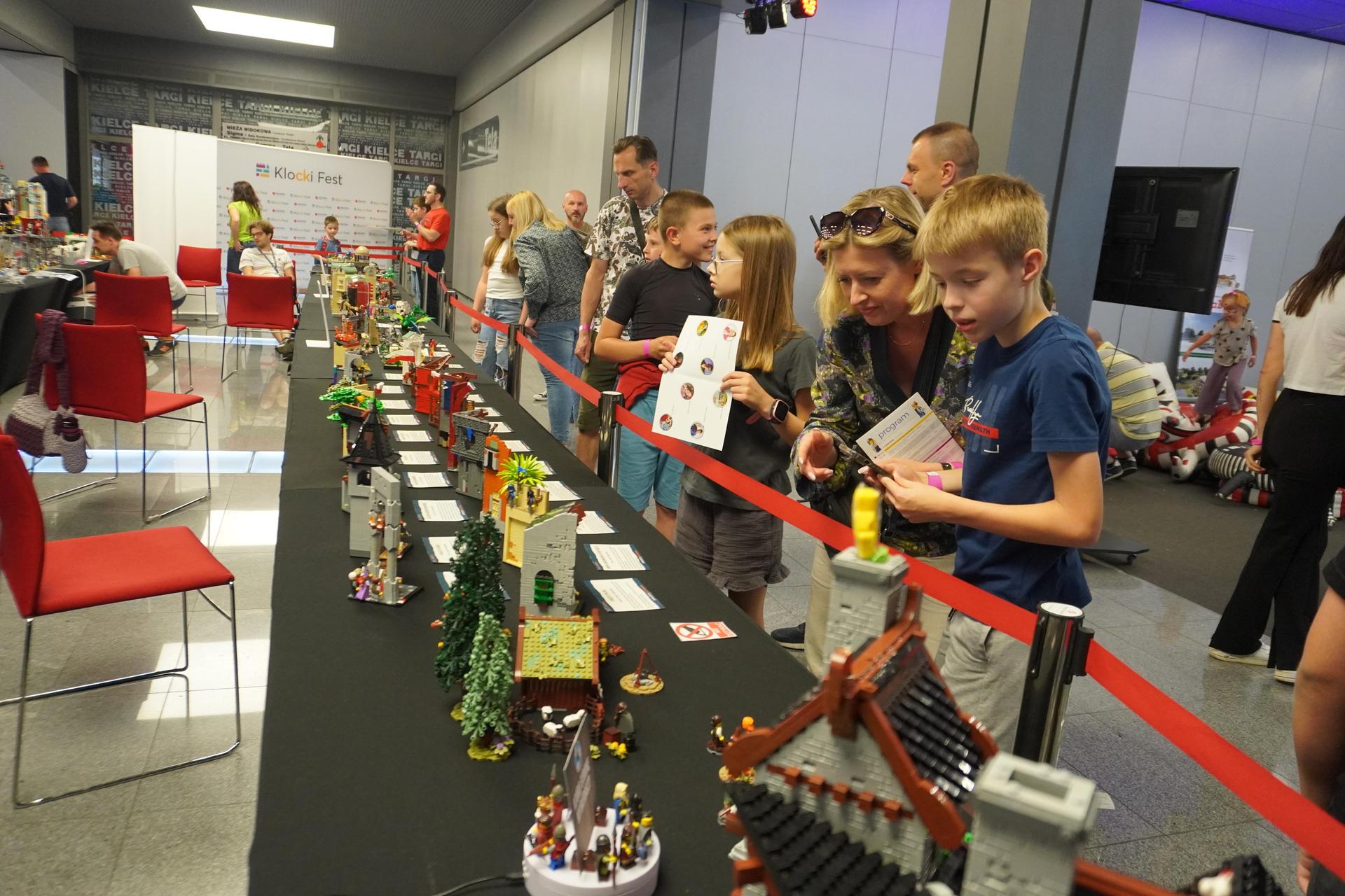 Klocki Fest 2024 w Targach Kielce. Świetna zabawa z klockami lego i spotkania z legotuberami ...