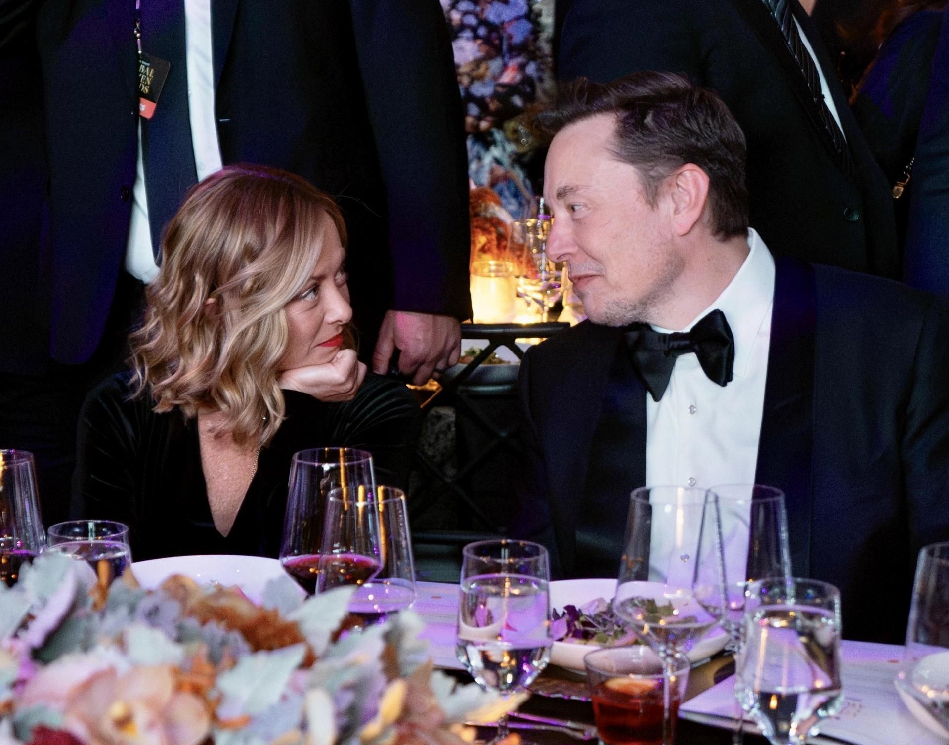 Elon Musk: Miliardy w górę i w dół - Jak jego działalność publiczna ...