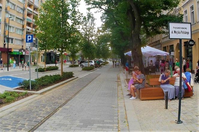 Wielkie święto na odmienionej alei Wojska Polskiego w centrum Szczecina. Mnóstwo atrakcji dla ...