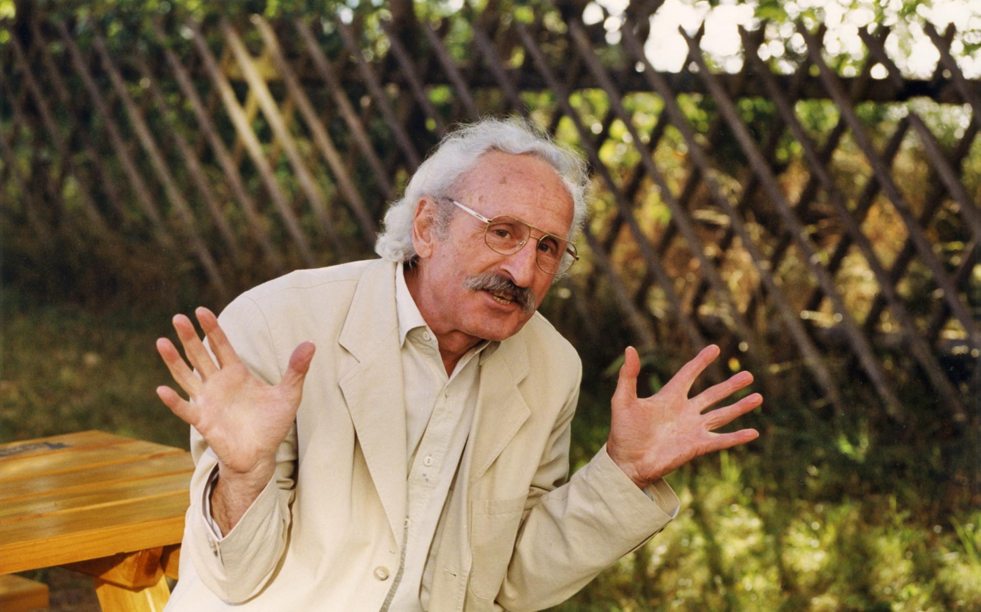 Z równym powodzeniem grał zarówno bożych szaleńców, jak i okrutnych ...