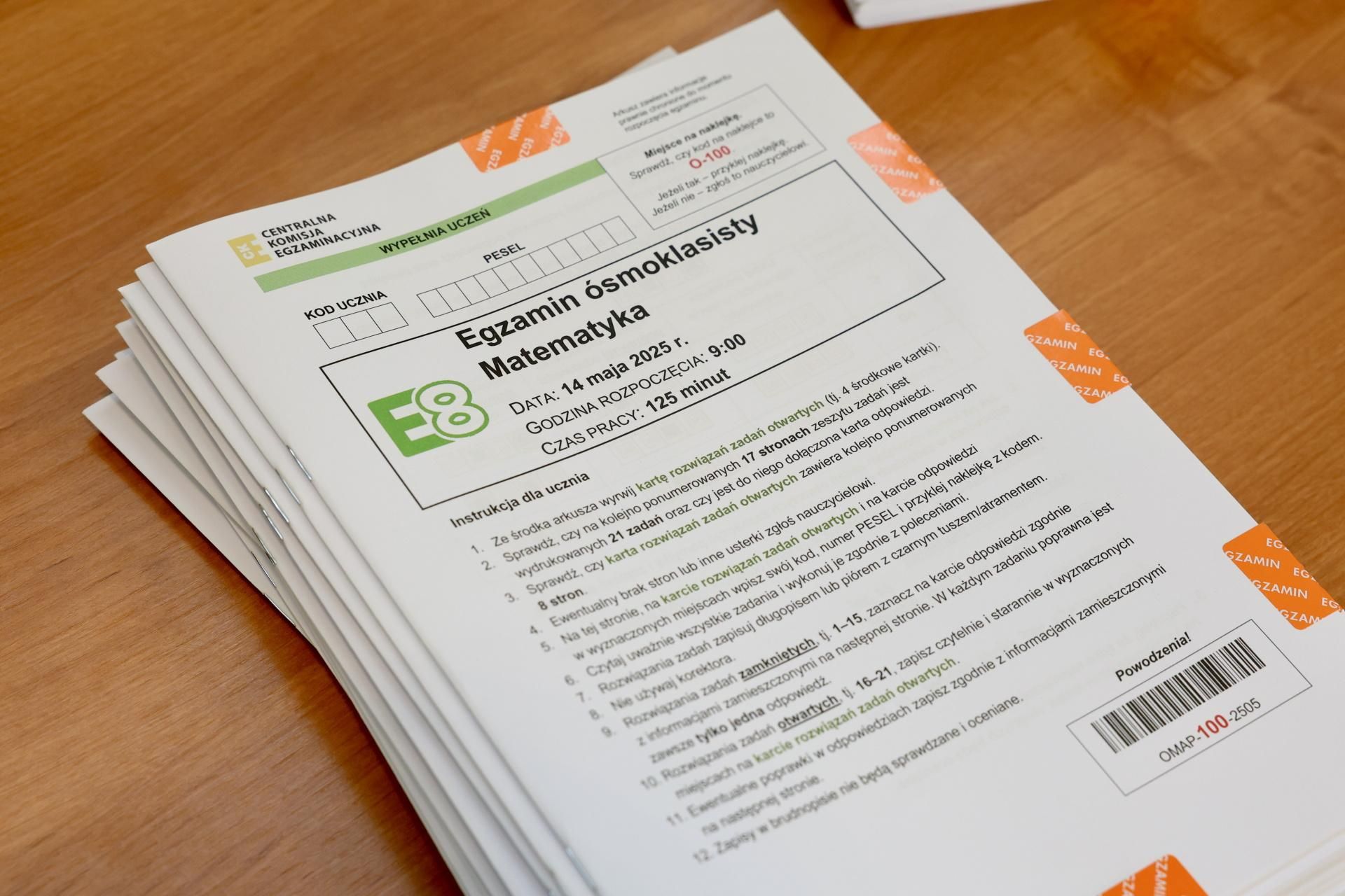 Egzamin ósmoklasisty 2025 – matematyka. Pobierz arkusze CKE z wszystkimi odpowiedziami [14.05. ...