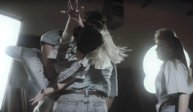 Sia - Move Your Body: teledysk ze zwierzeniami z dzieciństwa - ESKA.pl