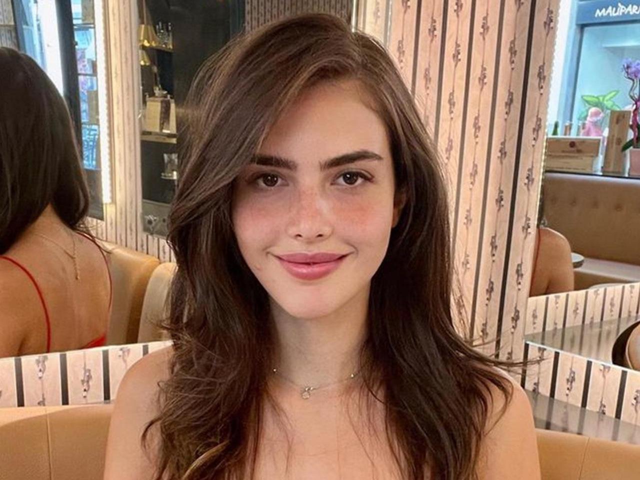 Ta szachowa mistrzyni rozgrzewa nie tylko szachownicę. Na jej widok ...