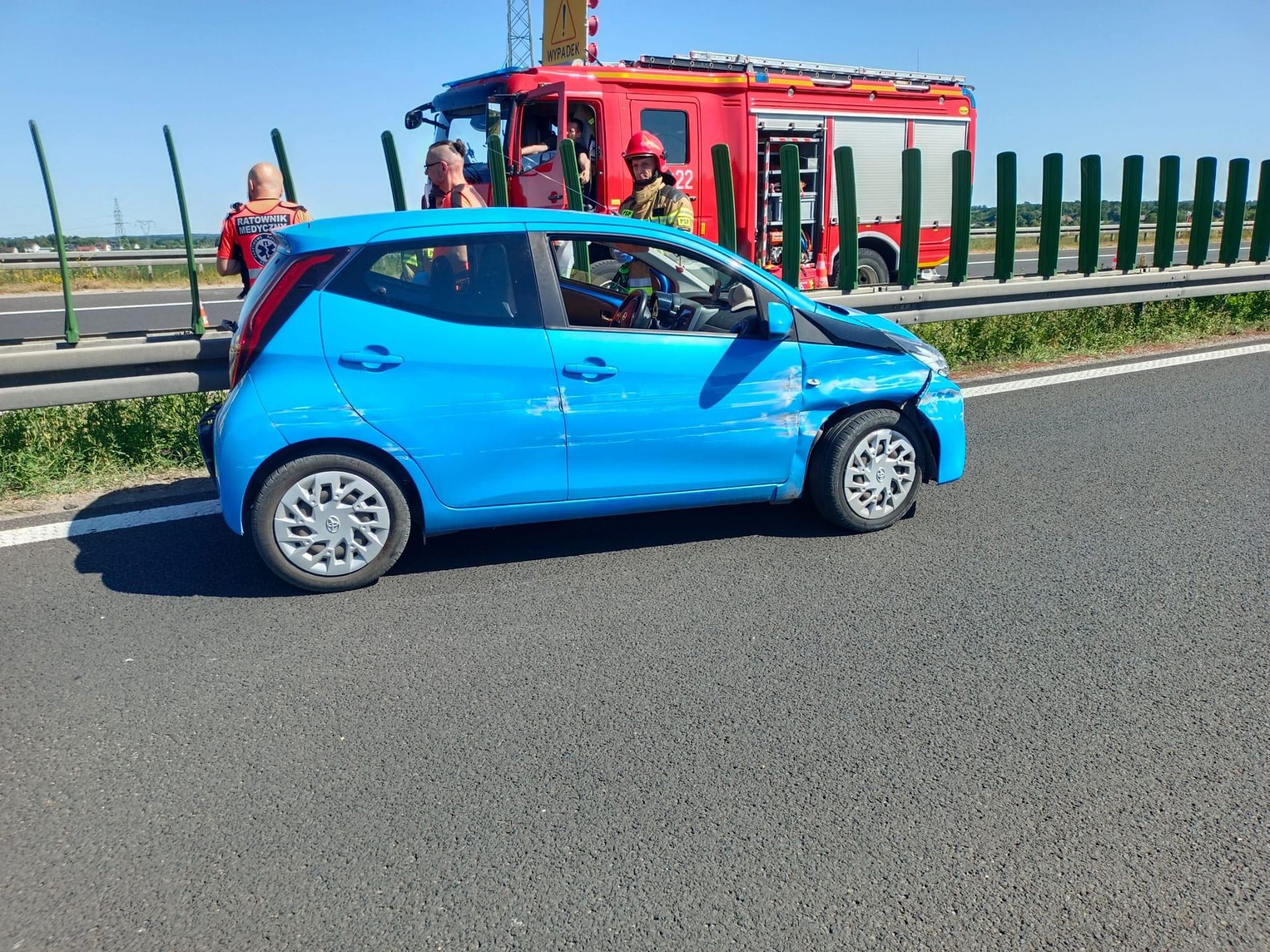 Poważny wypadek na autostradzie A4 koło Tarnowa. Utrudnienia na pasie w kierunku Rzeszowa ...