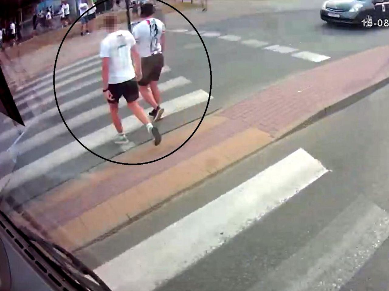 „Charakterny” kibol napadł na 15-latka i zabrał mu koszulkę. Odpowie za ...