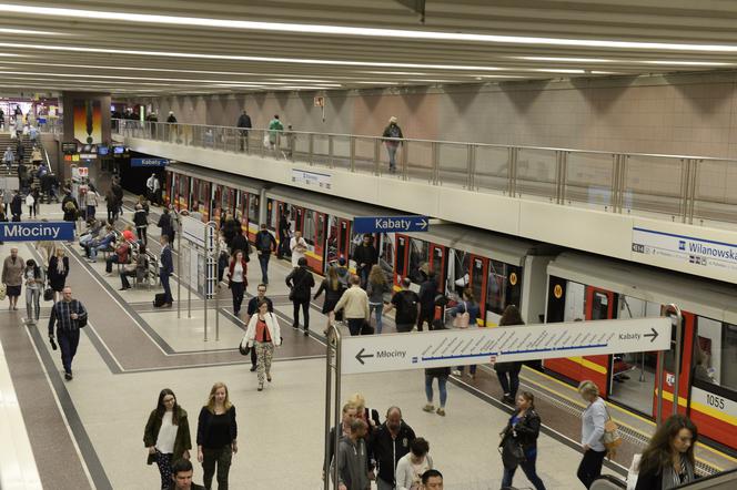 Metro co 2 minuty? To był tylko test - Warszawa, Super Express