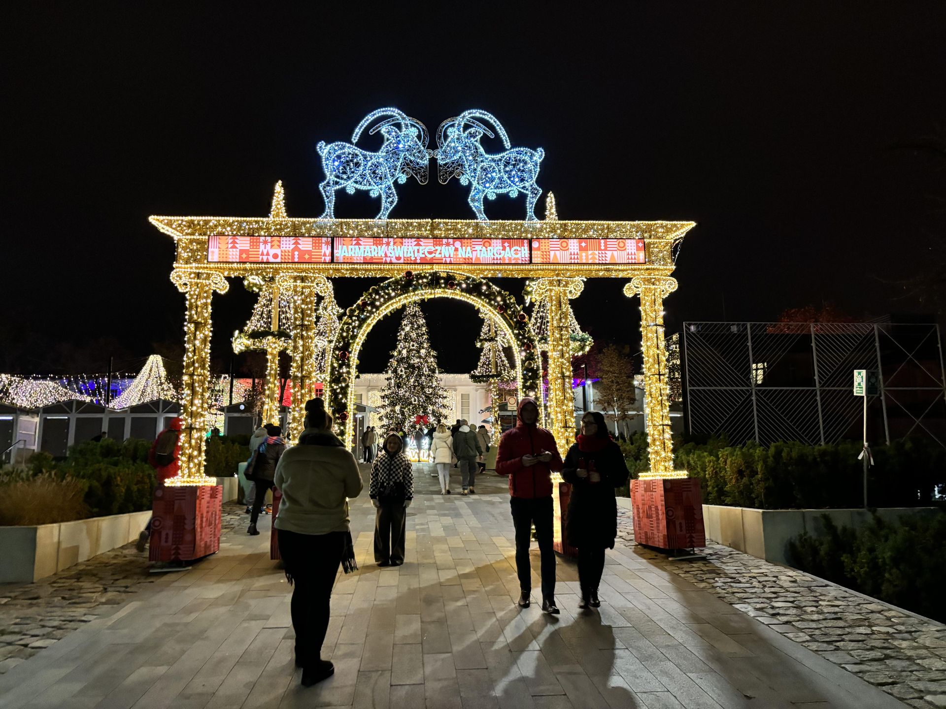 Jarmark na MTP. Trwa ostatni przedświąteczny weekend na Jarmarku ...
