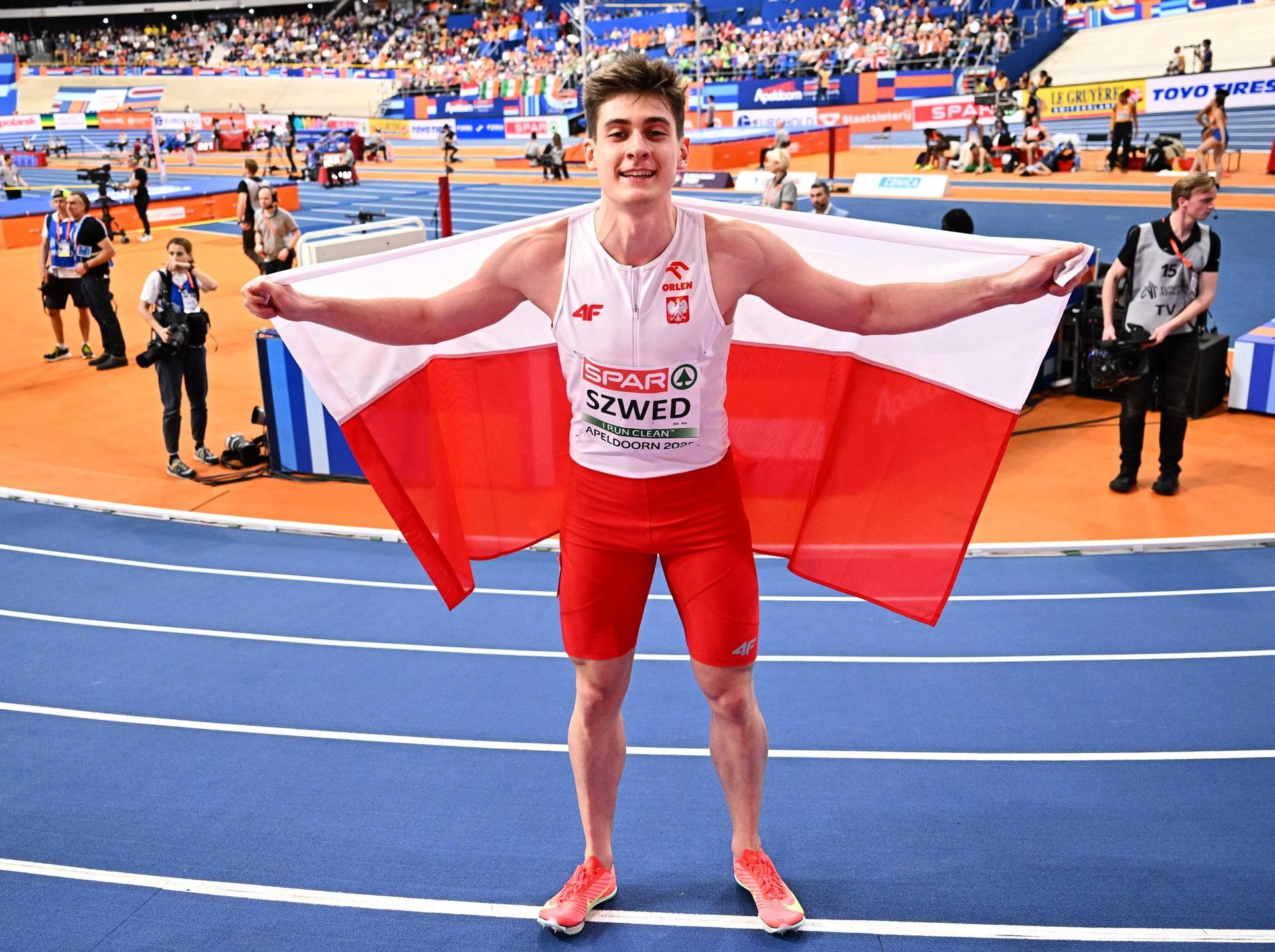 Maksymilian Szwed wywalczył srebro mistrzostw Europy! Kapitalny bieg Polaka w Apeldoorn! - Super ...