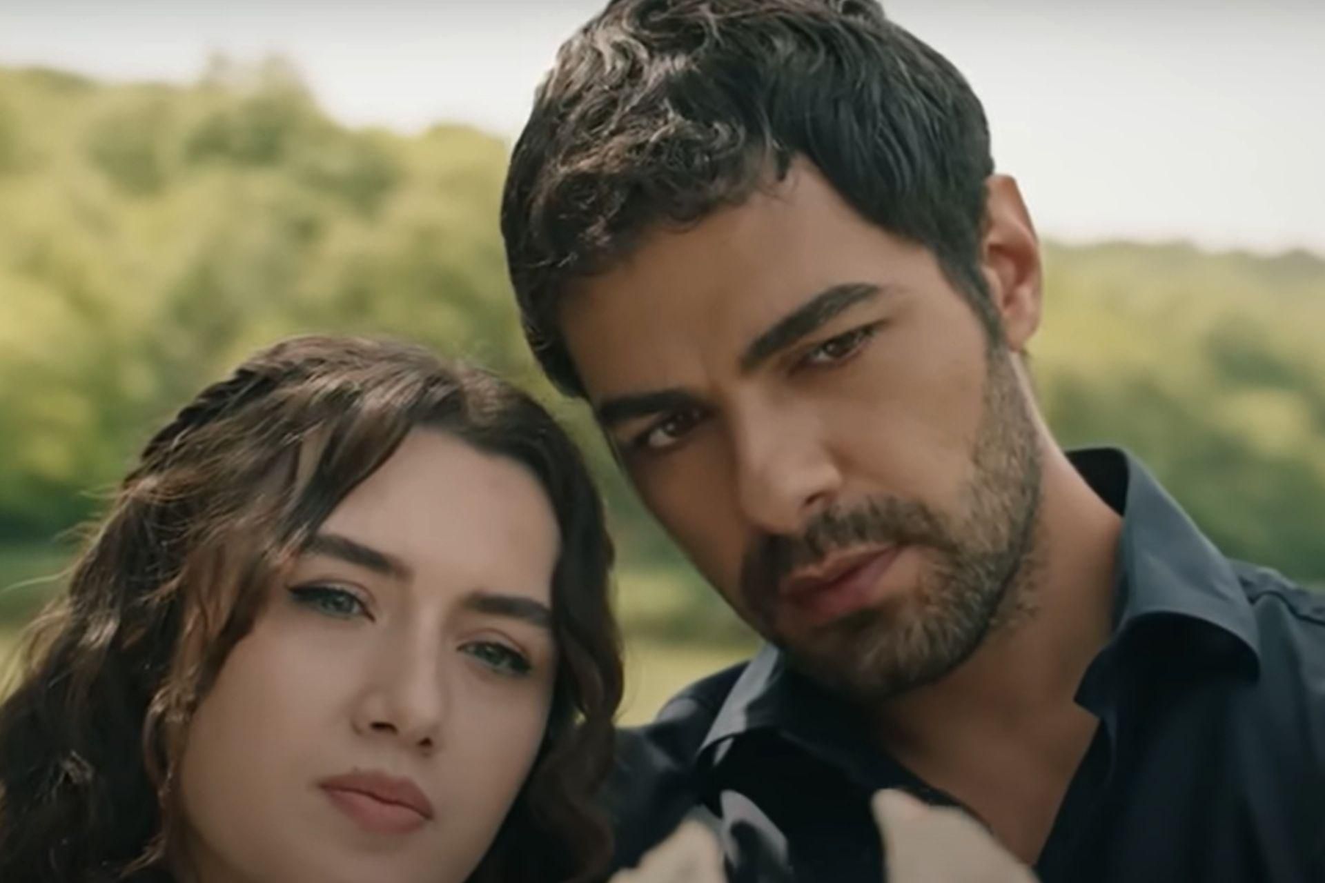 Wichrowe wzgórze. Romantycznie u Halila i Zeynep. Padnie słowo "kocham"? - Super Seriale