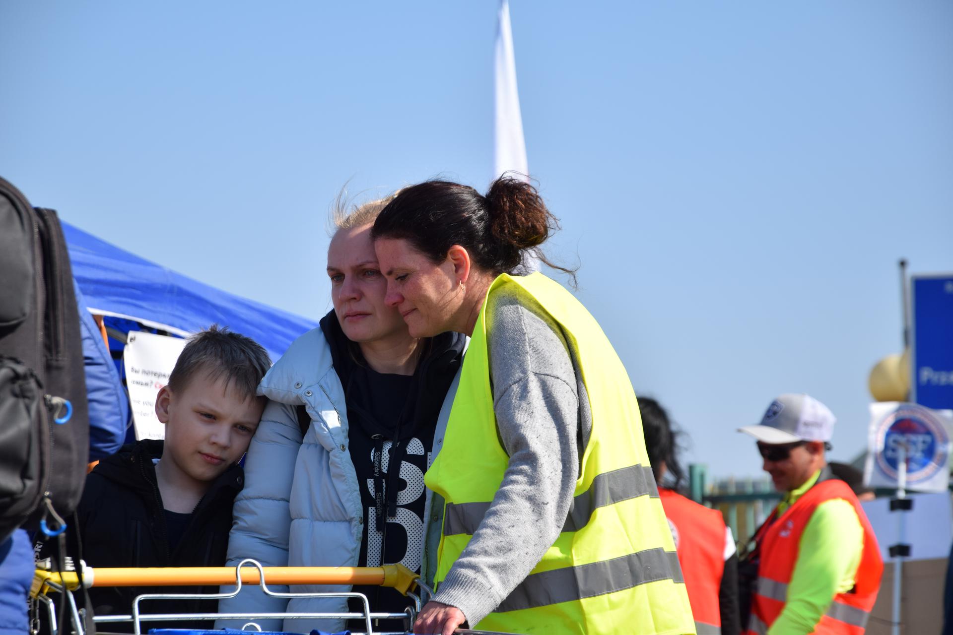 Wolontariusze z całego świata pomagają w Medyce [WIDEO, GALERIA ...