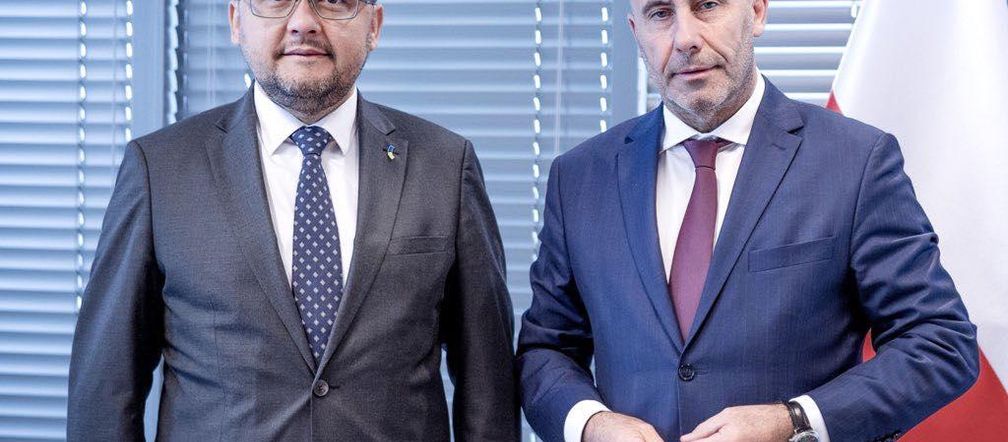 Amunicja, drony, technologie. Prezes PGZ spotkał się z ambasadorem ...