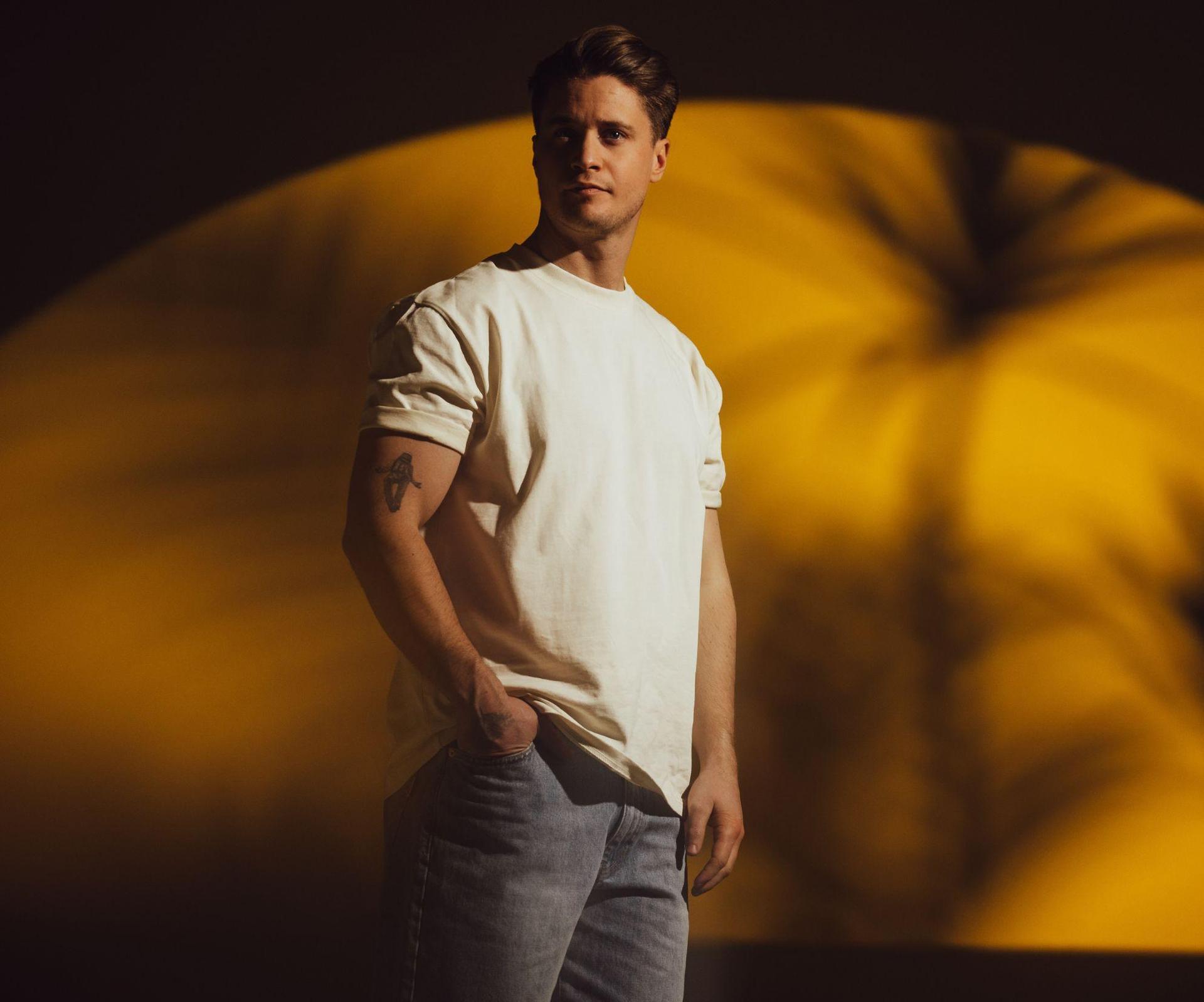 Kygo zabiera w tropikalną podróż przez miłość, nadzieję, po stratę ...