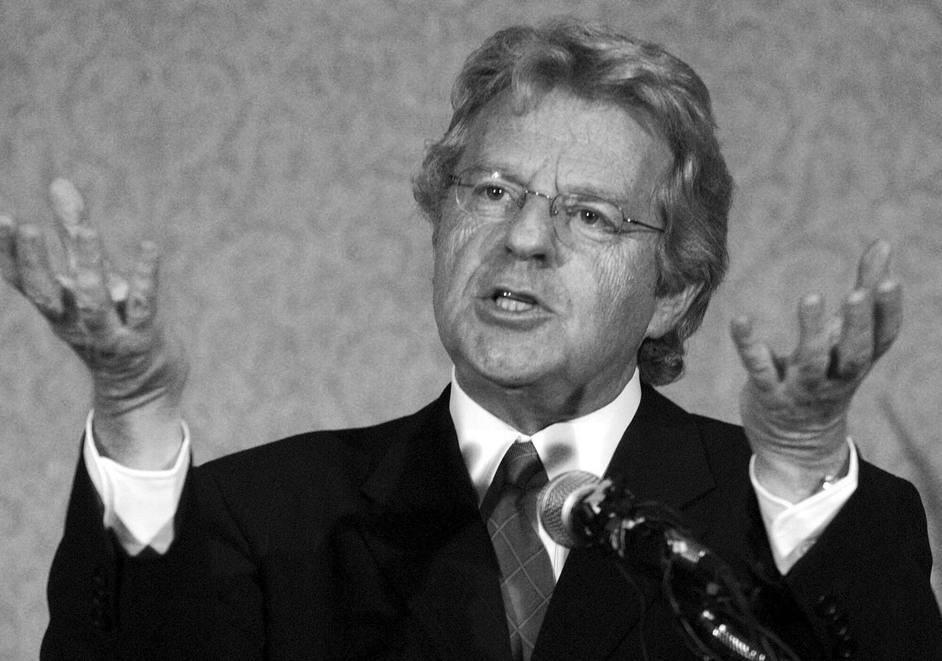Nie żyje Jerry Springer. Jego talk-show znał praktycznie każdy! - Super ...