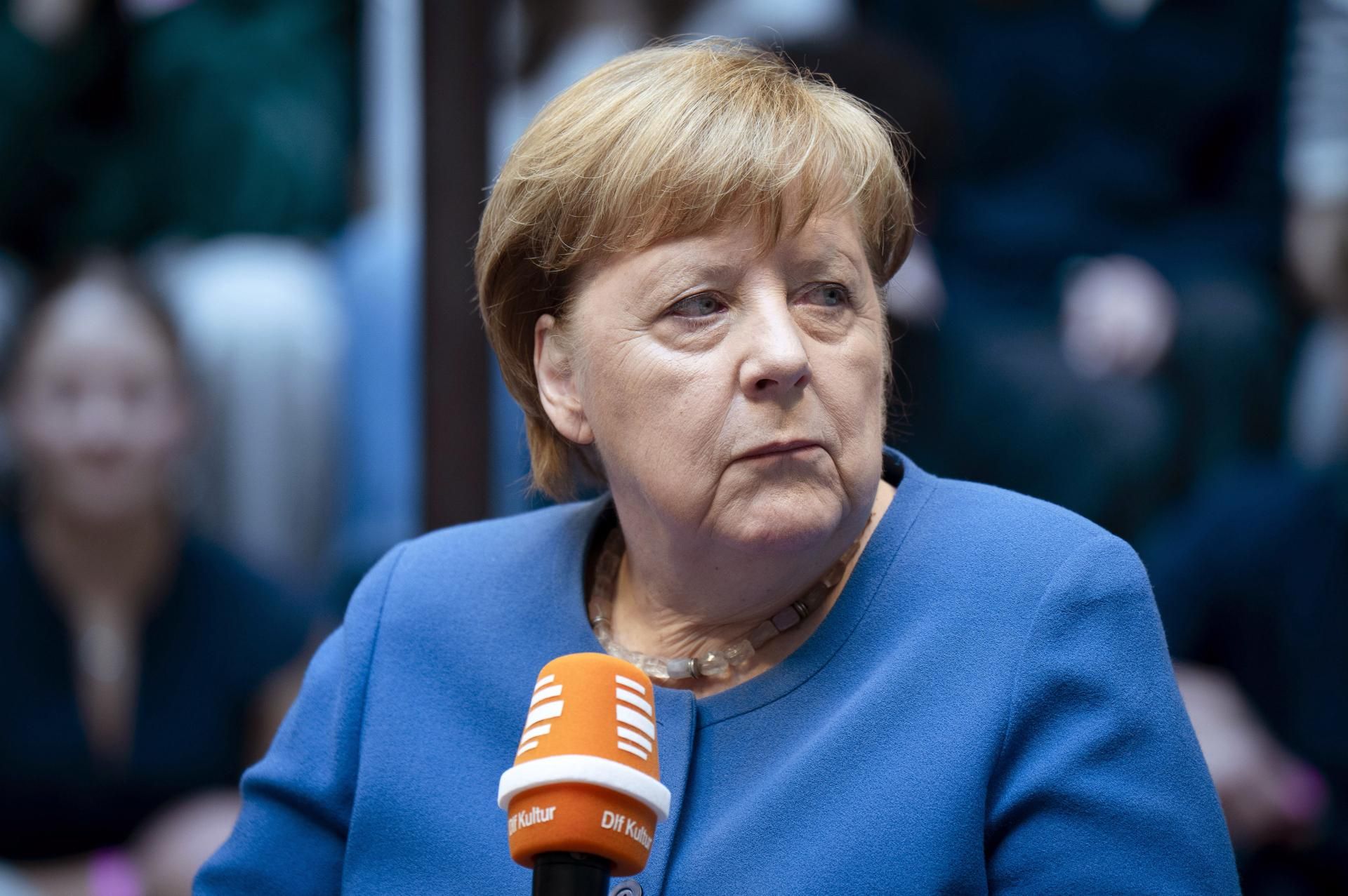 Co powiedziała, a czego nie powiedziała Angela Merkel? Burza po słowach ...