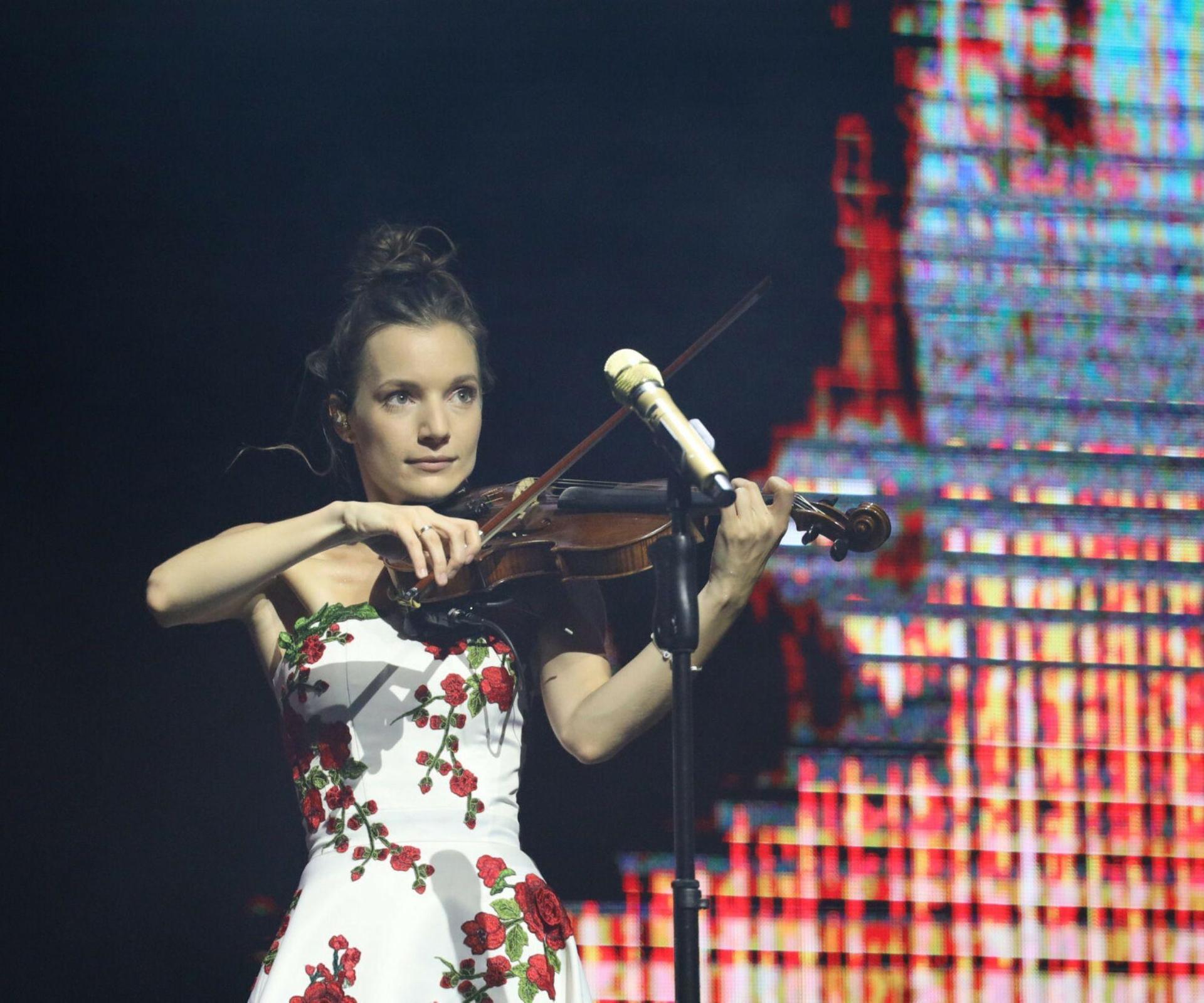 Sanah najczęściej słuchaną artystką. To jednak nie jej piosenka ...