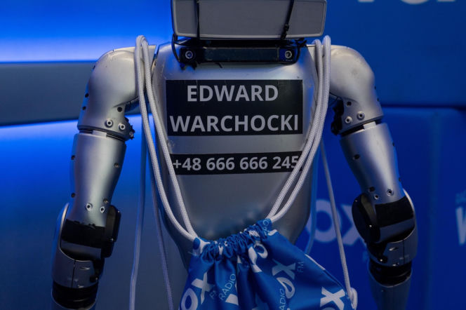 Kim jest Edward Warchocki? Ten robot wkrótce może "przejąć" cały świat ...