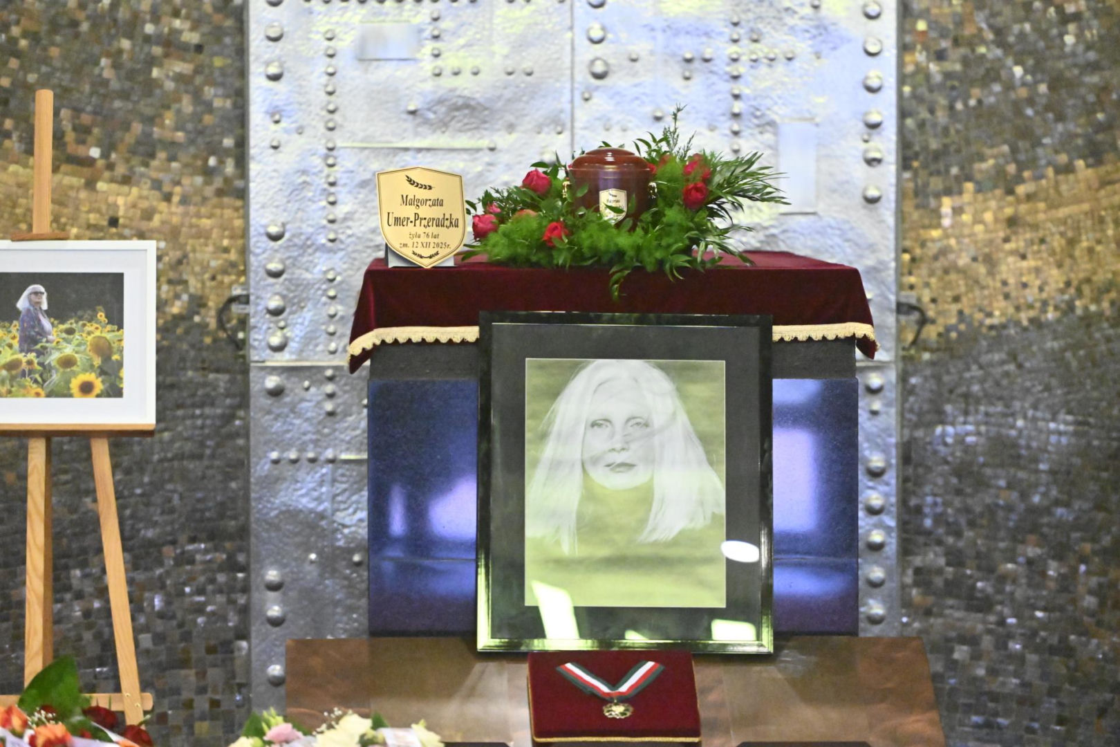 Pogrzeb Magdy Umer. Bliscy żegnają legendę polskiej estrady - ESKA.pl