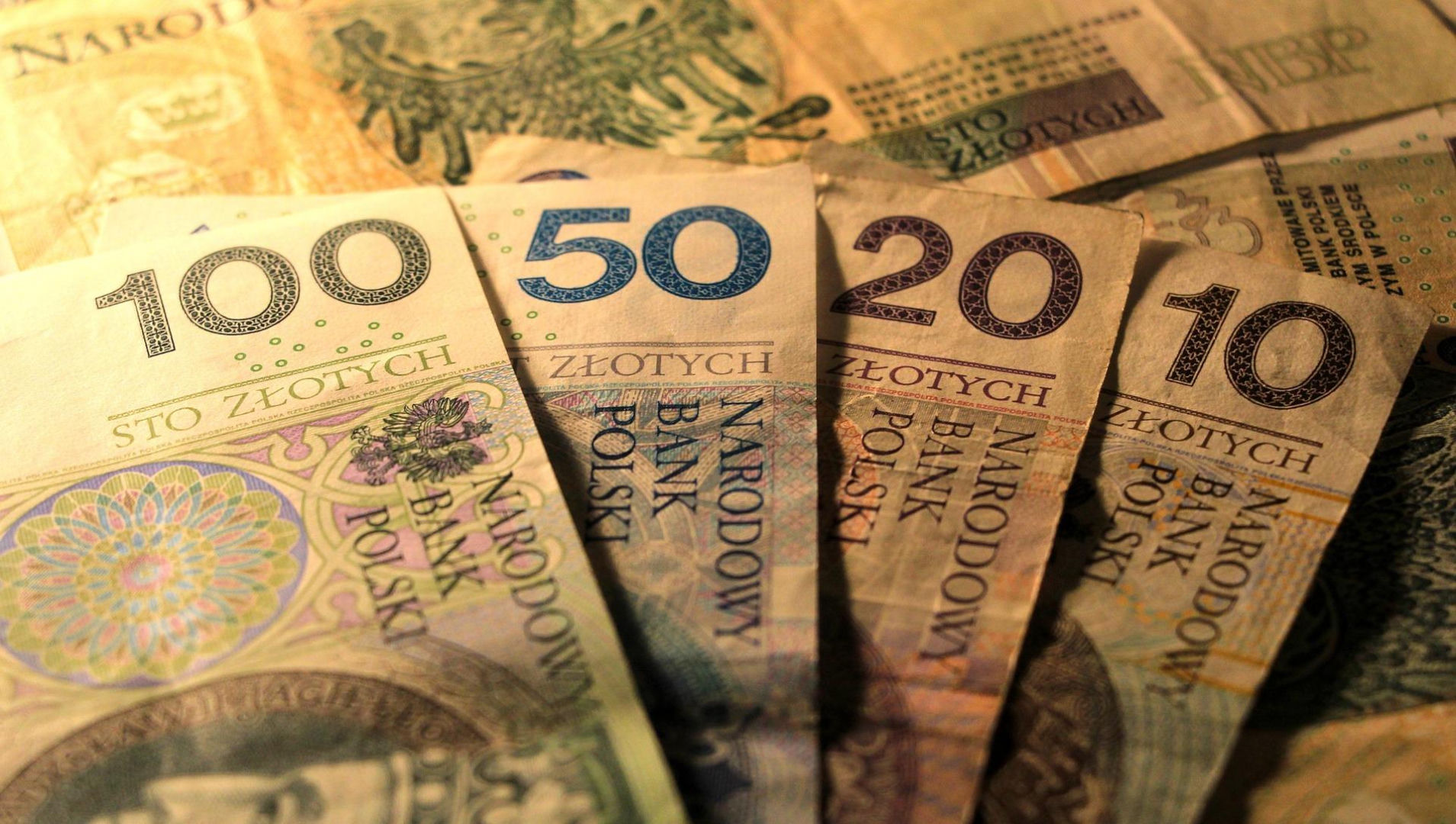 Chciał zarobić na złocie i ropie, a stracił fortunę. 62-latek ze ...