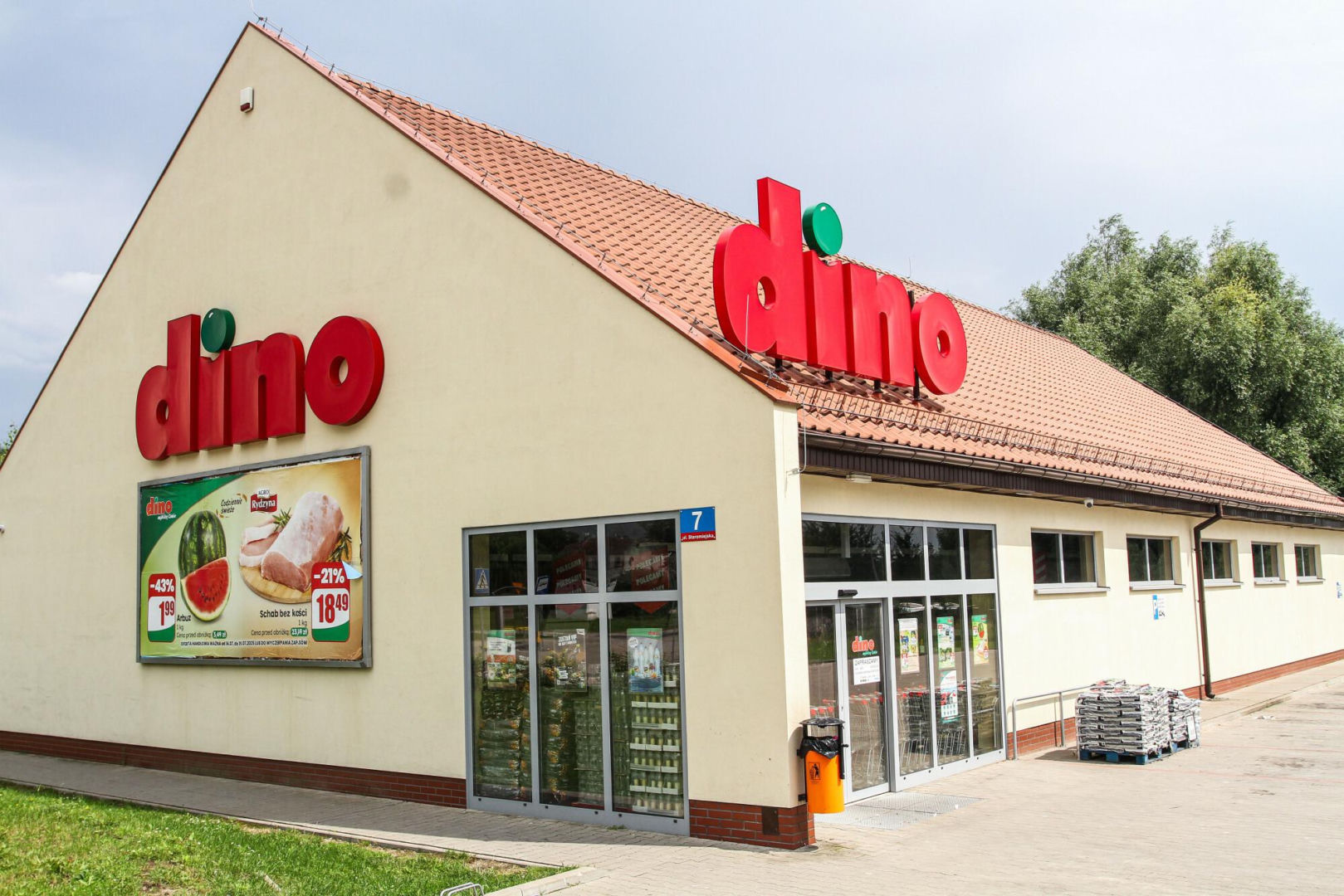 Dino - godziny otwarcia w okresie świątecznym 2025. Do której godziny ...